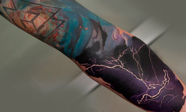 +150 Tatuajes de rayos: ⚡ Significado, imágenes y diseños