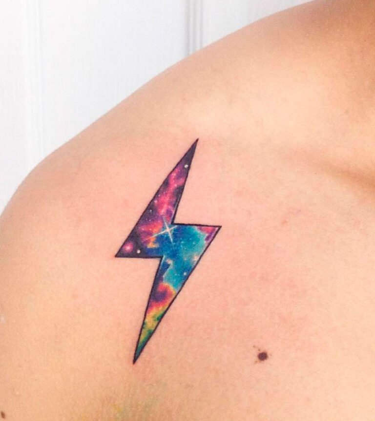 +150 Tatuajes de rayos: ⚡ Significado, imágenes y diseños